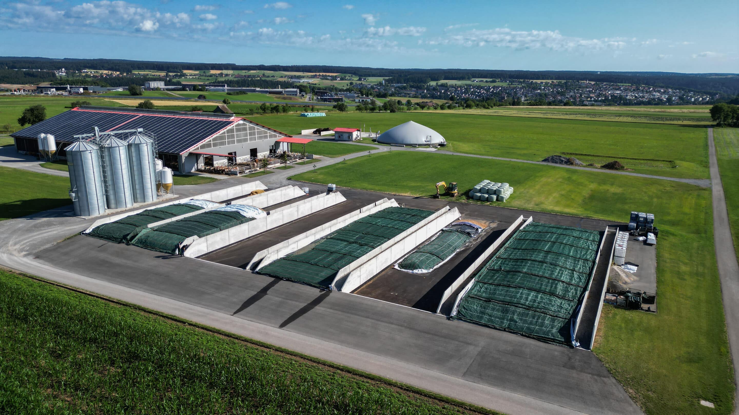 5 600 m3 de stockage de fourrage pour un élevage circulaire - Bosch Beton